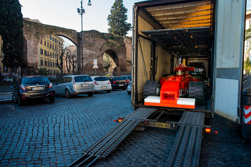 LEGO Vehicles Take Over The Streets Of Rome | Bored Panda