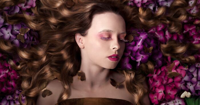 I Set Up A Garden In My Living Room And Did Photoshoots To Document My ...