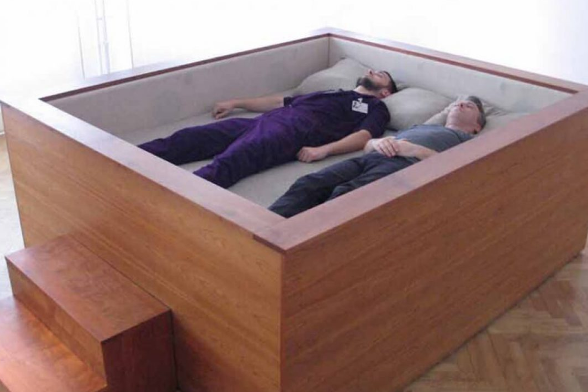 30 Best ‘Bedrooms With Threatening Auras’ Shared On This Hilarious ...