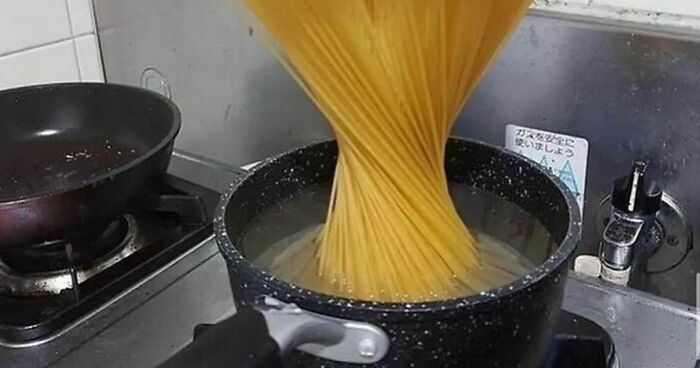 40 Of The Best “Chaotic Food” Pics That Might Raise A Few Questions ...