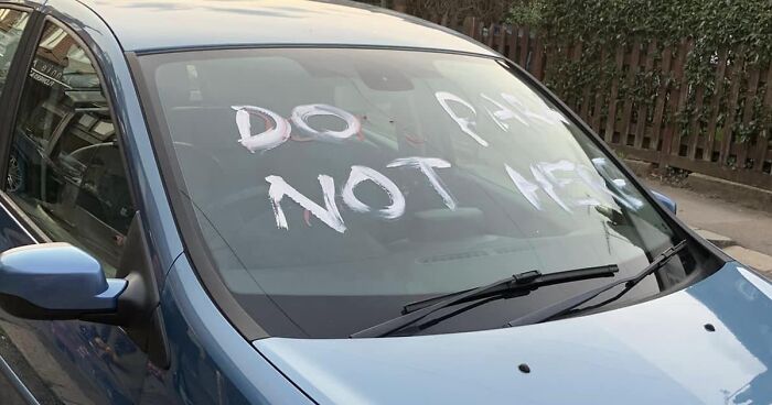 Cringeworthy Design Mistakes That Turned These 50 Signs Into A ...