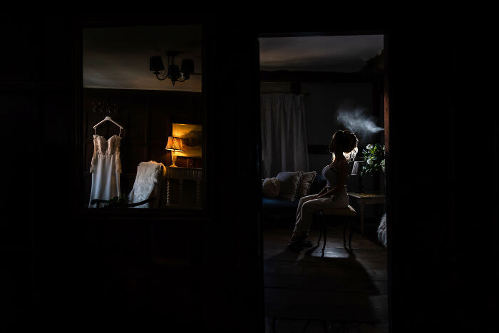 I Took Photos Of A Vampire Bride For Halloween At The Pilgrim’s Rest In Battle (21 Pics) | Bored ...