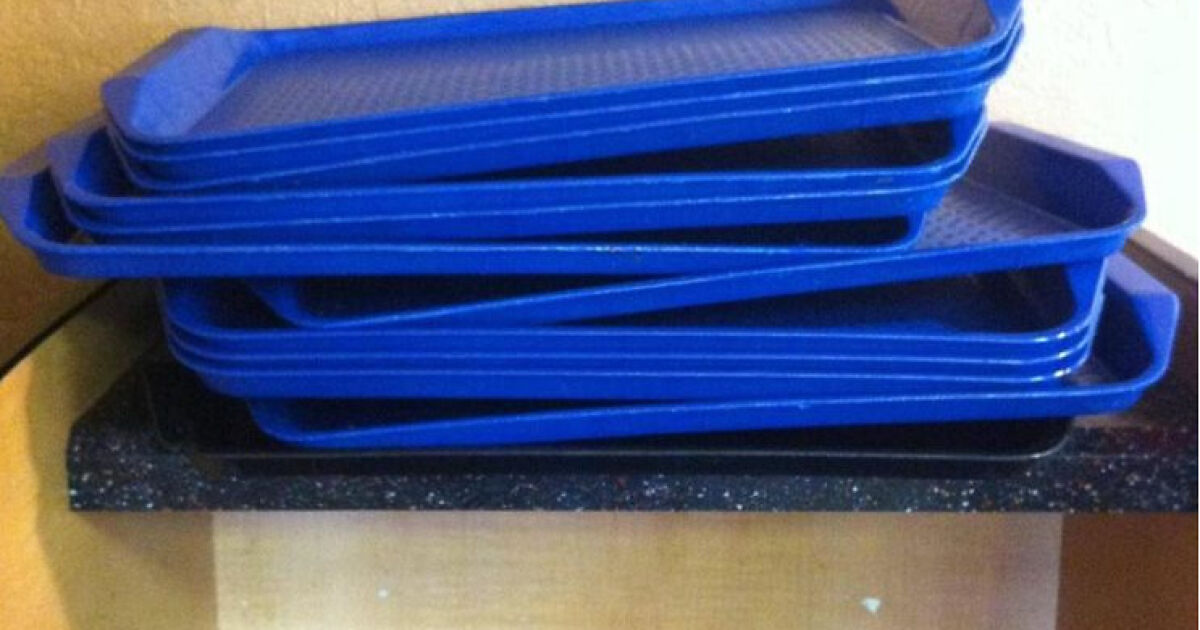 hey-pandas-post-a-picture-of-something-that-triggers-your-ocd-closed