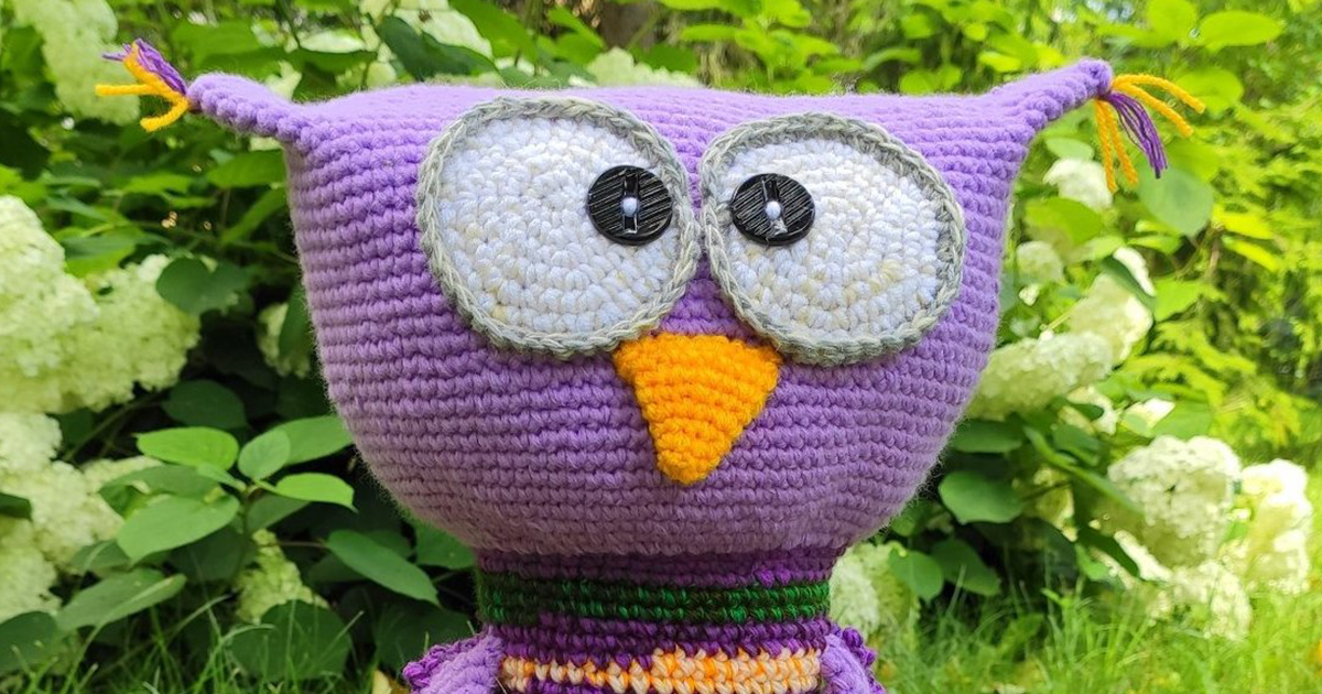 The Colorful Toys That I Make From Leftover Yarn | Bored Panda