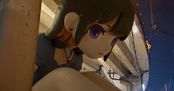 21 Giant Inflatable Female Anime Characters Digitally Placed In The ...