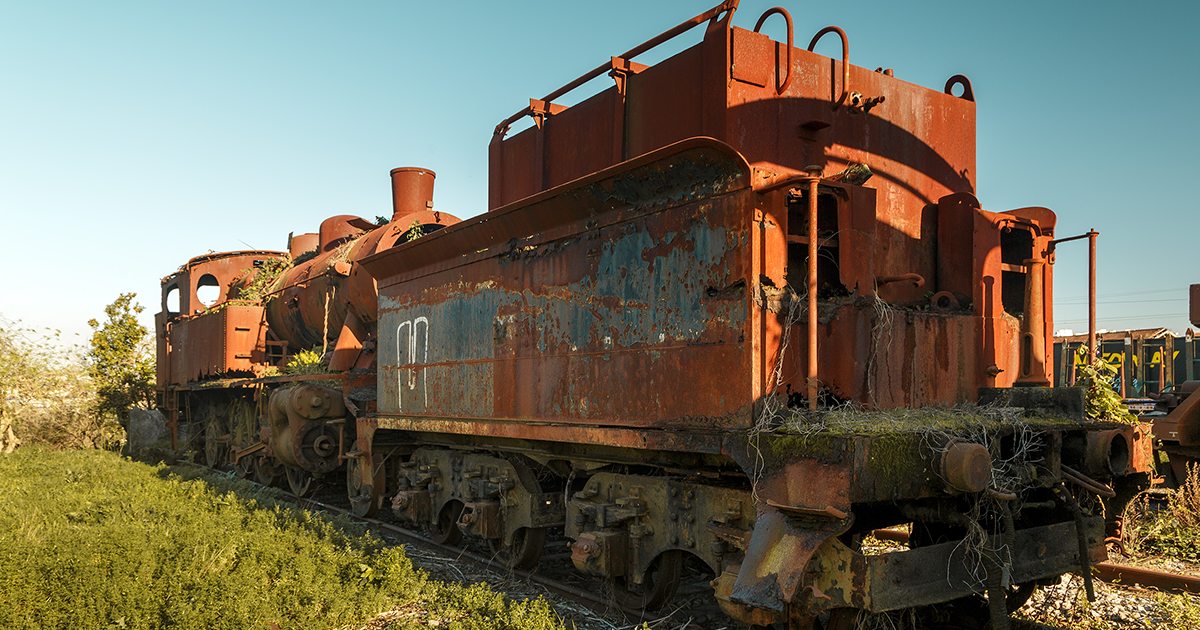 Ghostly Remains: I Took 15 Pictures Of Abandoned Trains | Bored Panda