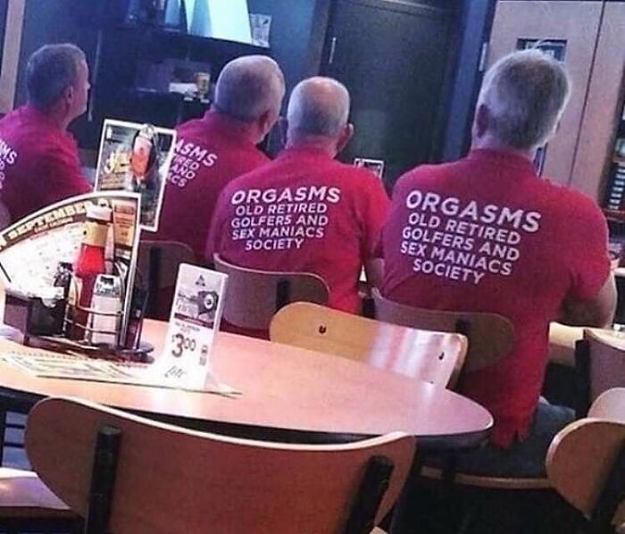 93 'Cursed Shirts' That Speak For Themselves (New Pics) | Bored Panda