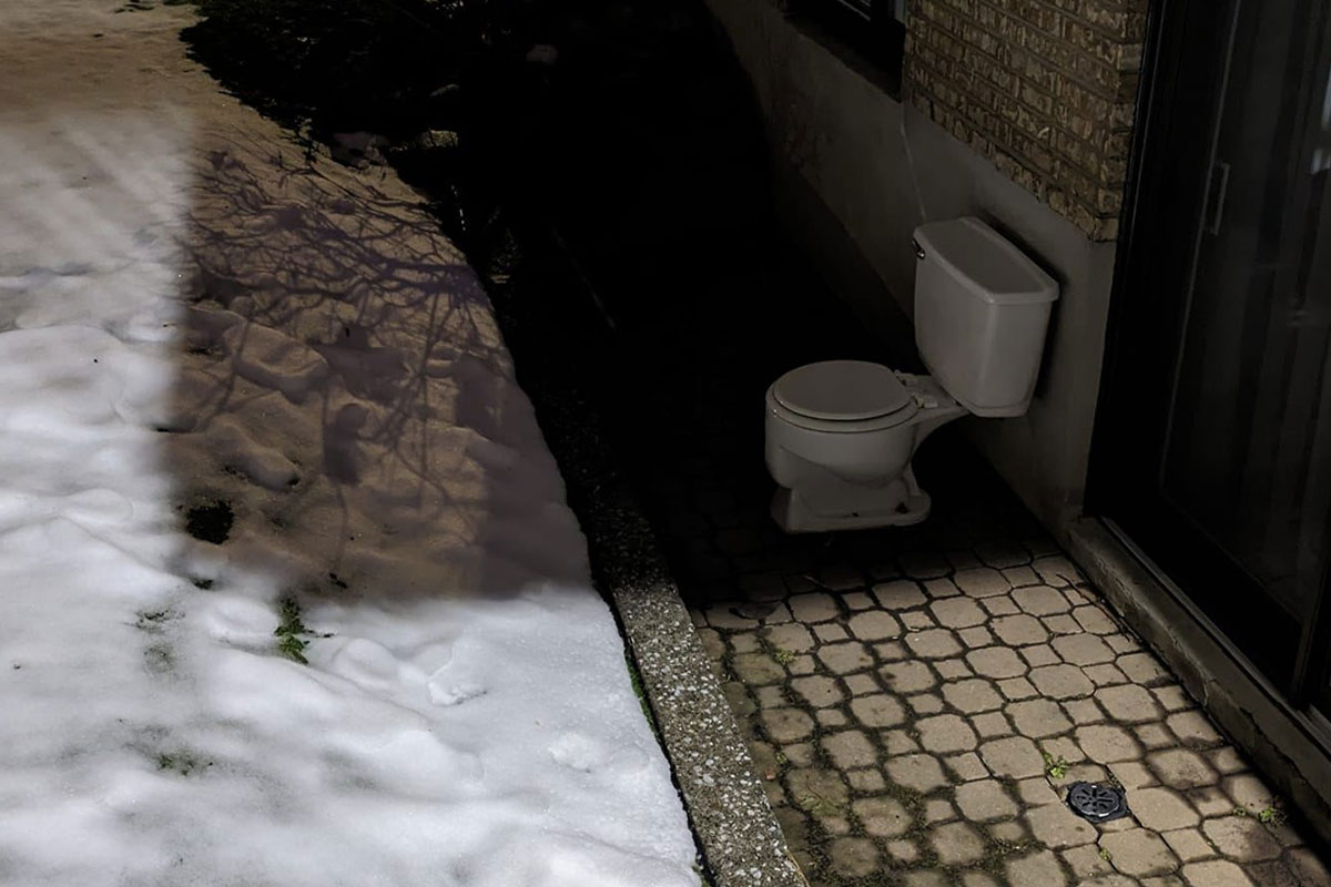 30 Toilets That Were Complete Menaces To Society, As Seen On This FB ...