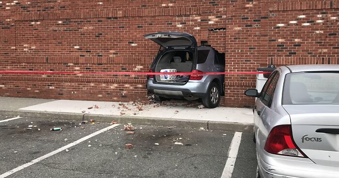 30 Car Owners That Went Too Far With Dumb Mods For Their Cars | Bored Panda