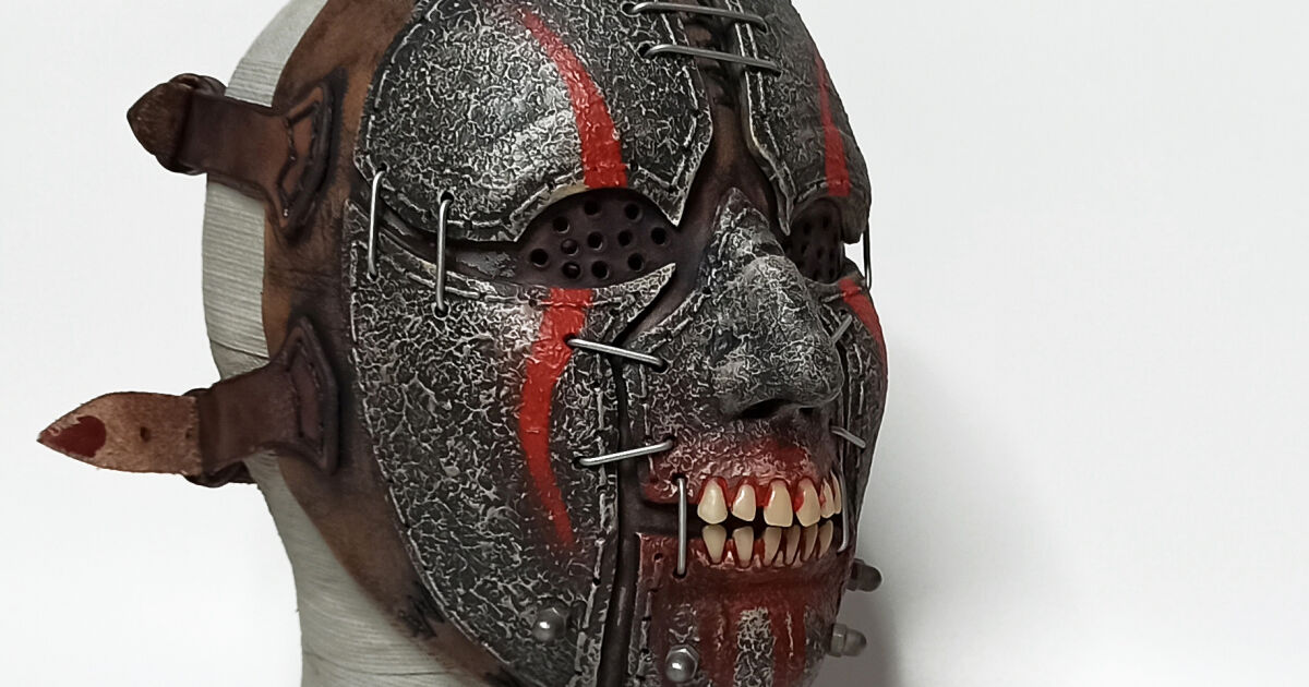 My New Craft: Comanche Mask (9 Pics) | Bored Panda