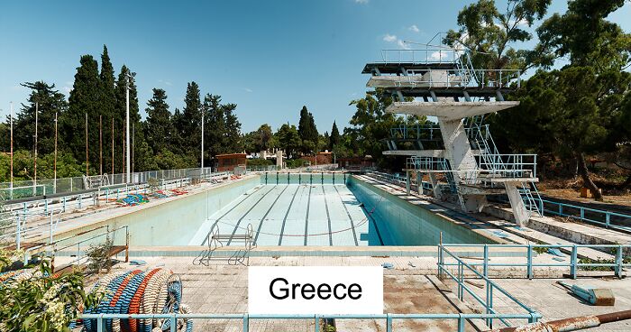 I Traveled Around The World To Take Pictures Of Abandoned Swimming ...