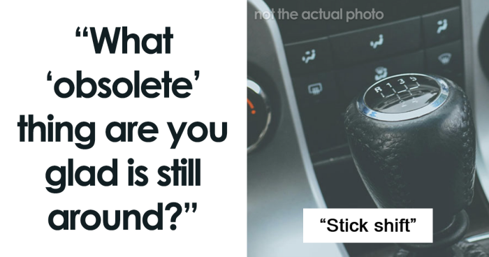 “NO Ads”: 30 Nearly Obsolete Items People Prefer Over Modern Alternatives