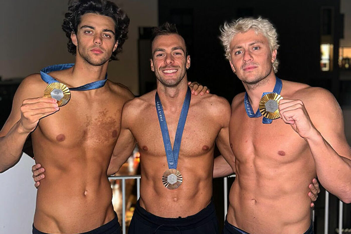 Italian Swimming Team Sets Internet On Fire With Shirtless Pic After Olympic Win | Bored Panda