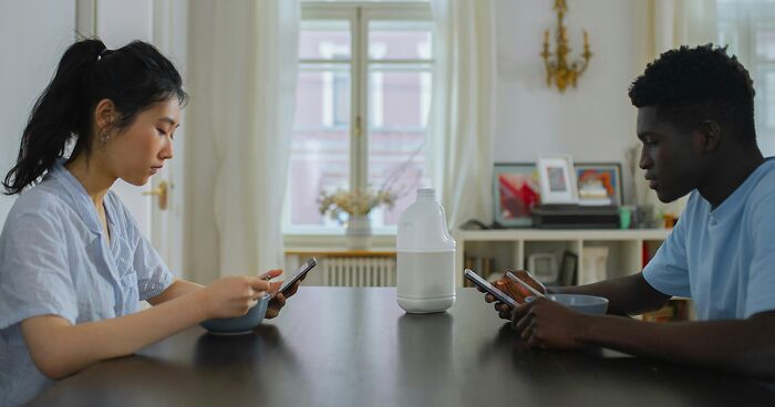 Psychology Professor Gives Her Advice On Healthy Gen Z Dating Amid New ...