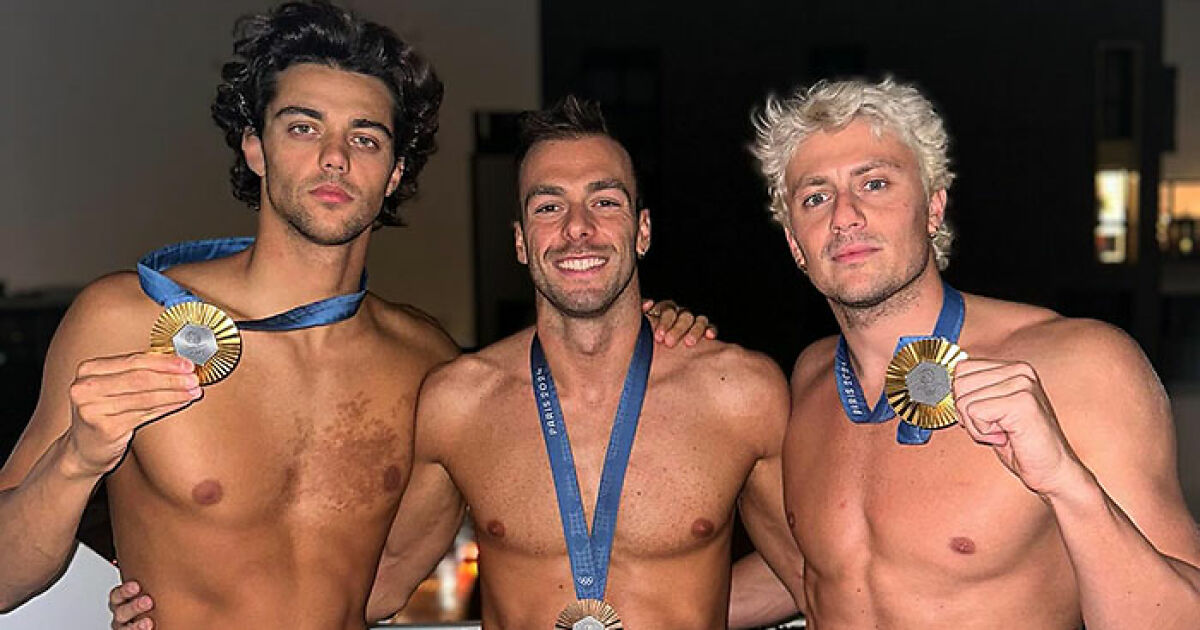 Italian Swimming Team Sets Internet On Fire With Shirtless Pic After ...