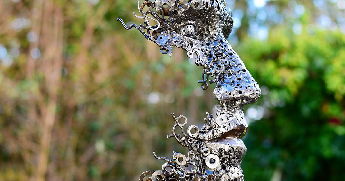 Artist Revives Used Metal From Landfill By Reusing It For His Amazing ...