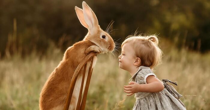 25 Adorable Moments Between Children And Their Animal Companions ...