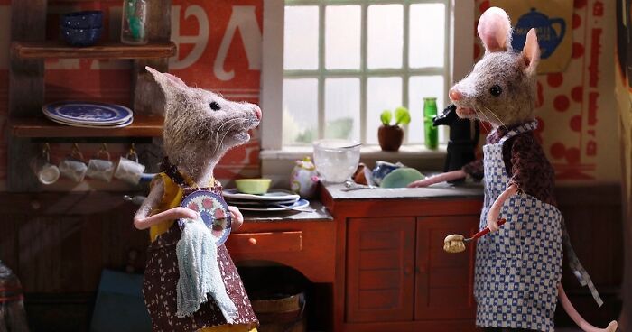 This Artist Creates Miniature Worlds Filled With Anthropomorphic Mice ...